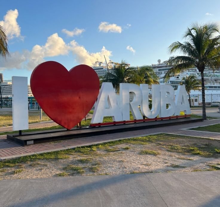 I Love Aruba Sign: A Must-Visit Spot for First-Time Travelers - The ...